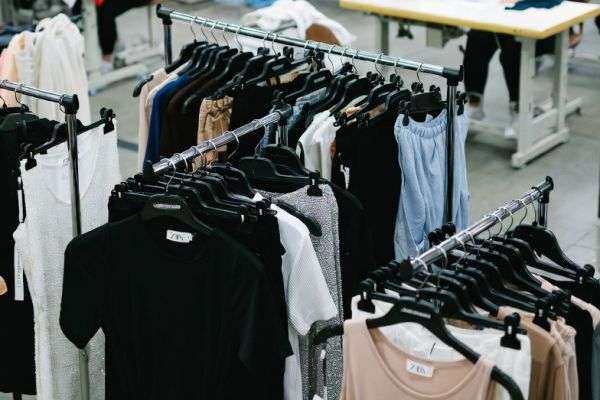Zara's Manufacturing Process: A Model of Speed and Responsiveness - New ...